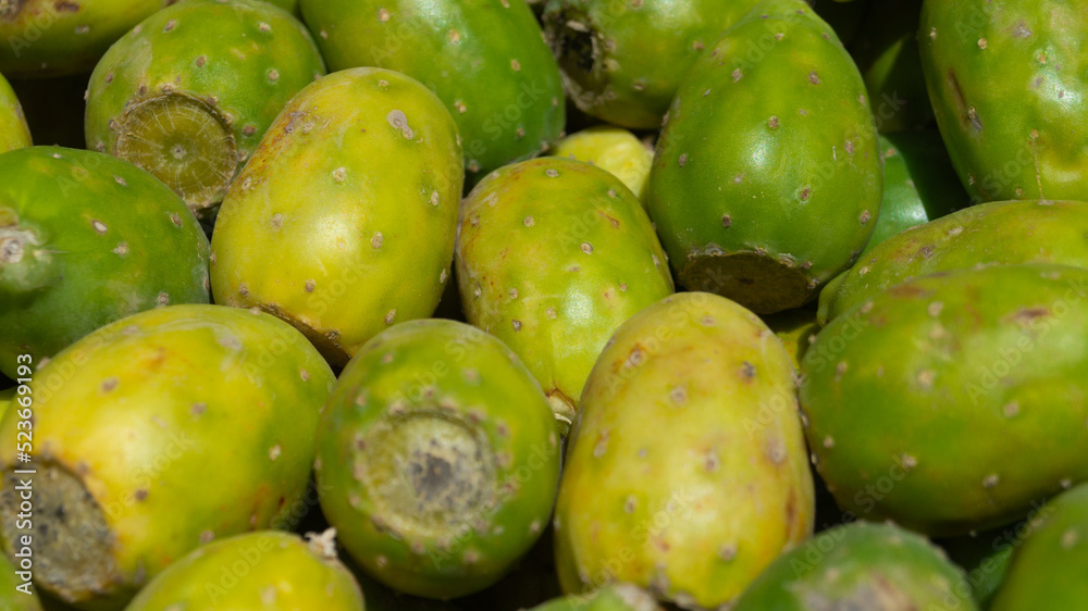 frutos del nopal, tunas,texturas de color verde Stock Photo | Adobe Stock