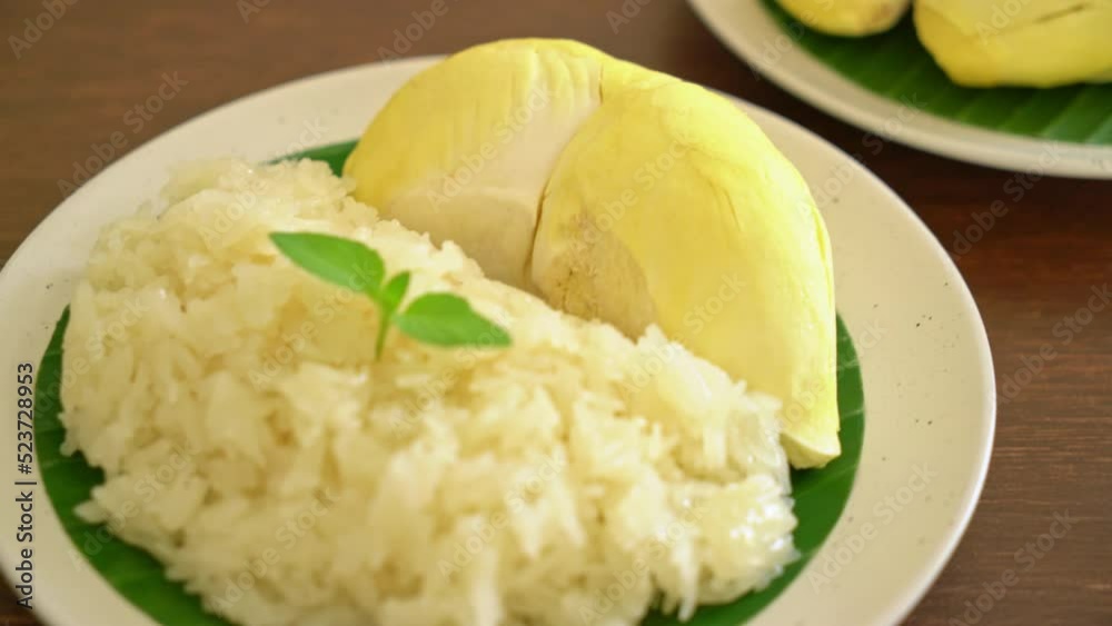 Durian with sticky rice - sweet durian peel with yellow bean, Ripe ...