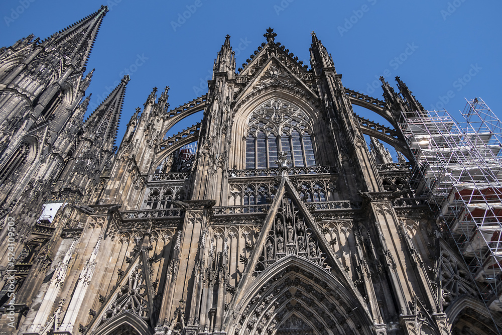 Details of Cologne cathedral (Cathedral Church of Saint Peter, from ...