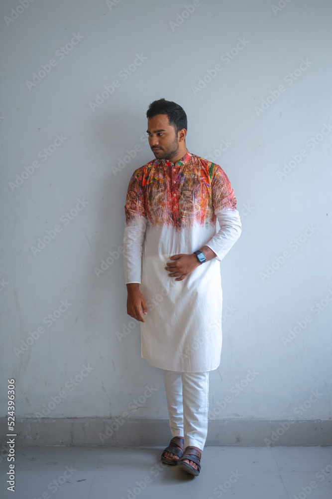 Fotka „Bangladeshi young muslim boy in fashion model concept wearing ...