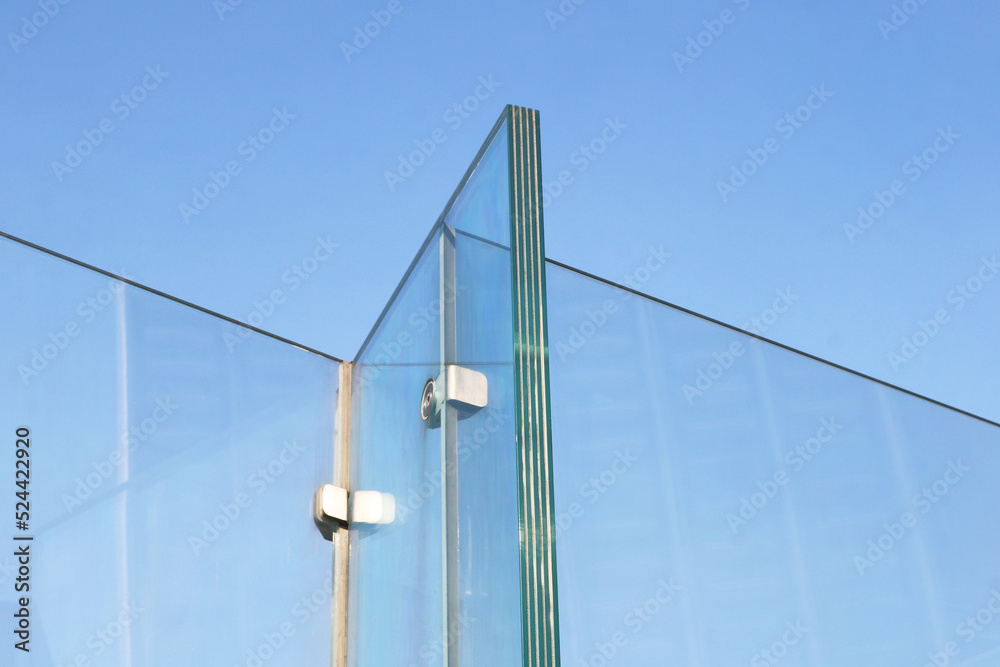 Resistant laminated glass facade structure special thickness layer ...