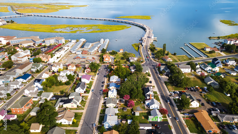 Chincoteague Island, residential areas and marinas, houses and motels ...