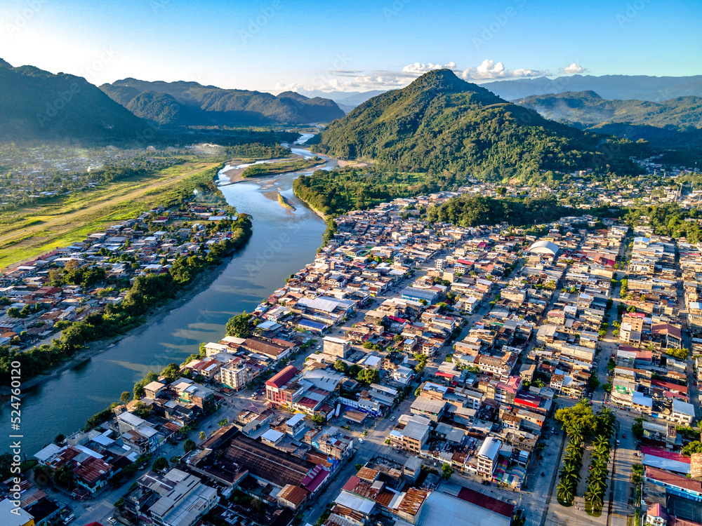 TINGO MARIA CIUDAD DE LA BELLA DURMIENTE CONOCIDA COMO LA PUERTA A LA ...