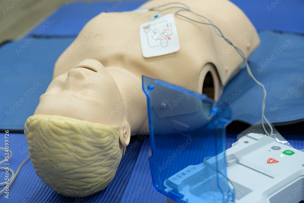 Demonstrating CPR (Cardiopulmonary resuscitation) training medical ...