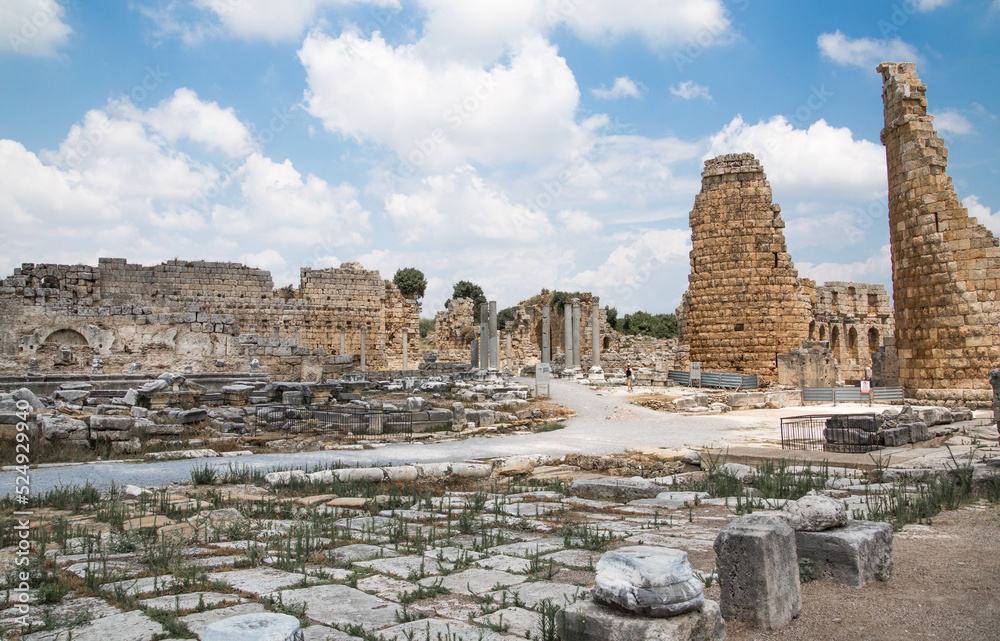 Perge, Hellenistic gates ruins. Greco-Roman ancient city Perga view ...