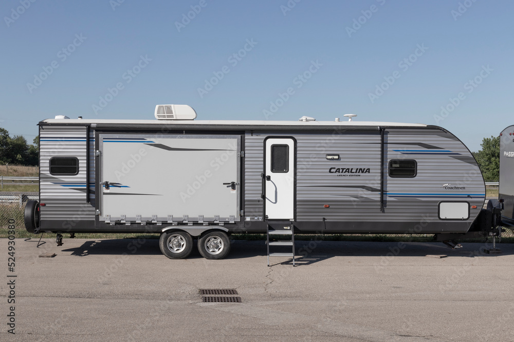 Catalina by Coachmen fifth wheel travel trailer RV. Coachmen is a ...