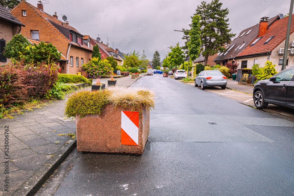 Urban street and road development for traffic calming and speed limit ... Urban street and road development for traffic calming and speed limit ...