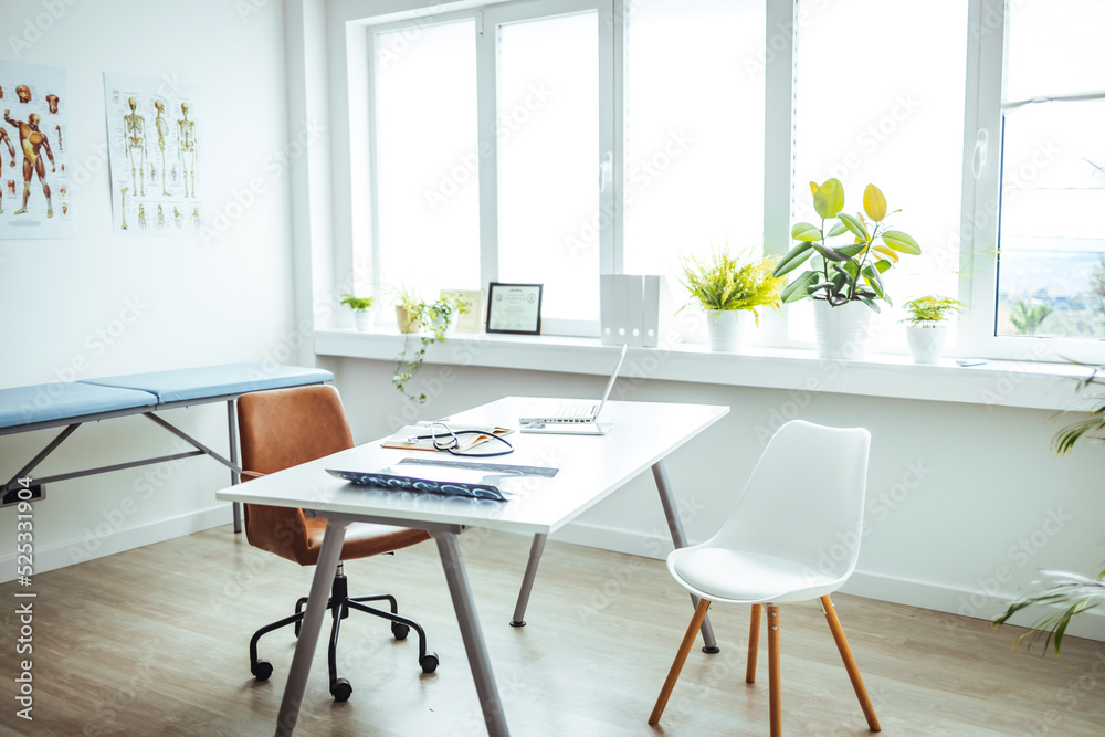 Interior of modern medical office. Doctor's workplace. Empty Doctors ...
