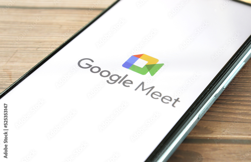 google meet logo on mobile phone screen : 19 September 2021 Chiang Mai ...