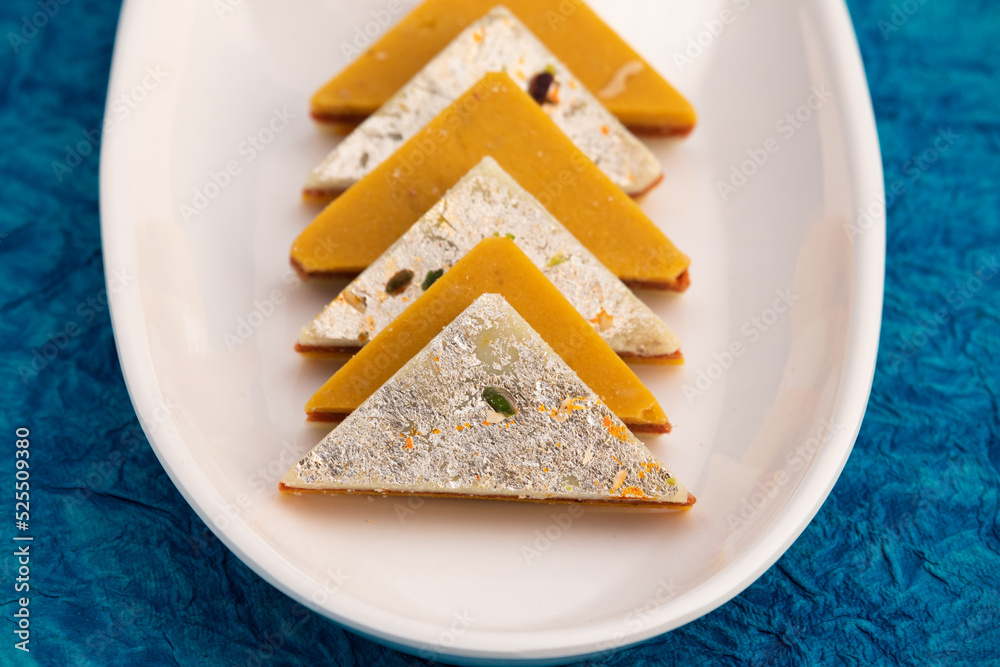 Indian Mithai Kaju Kesar Choco Gulkand Sandwich Burfi Also Known As ...