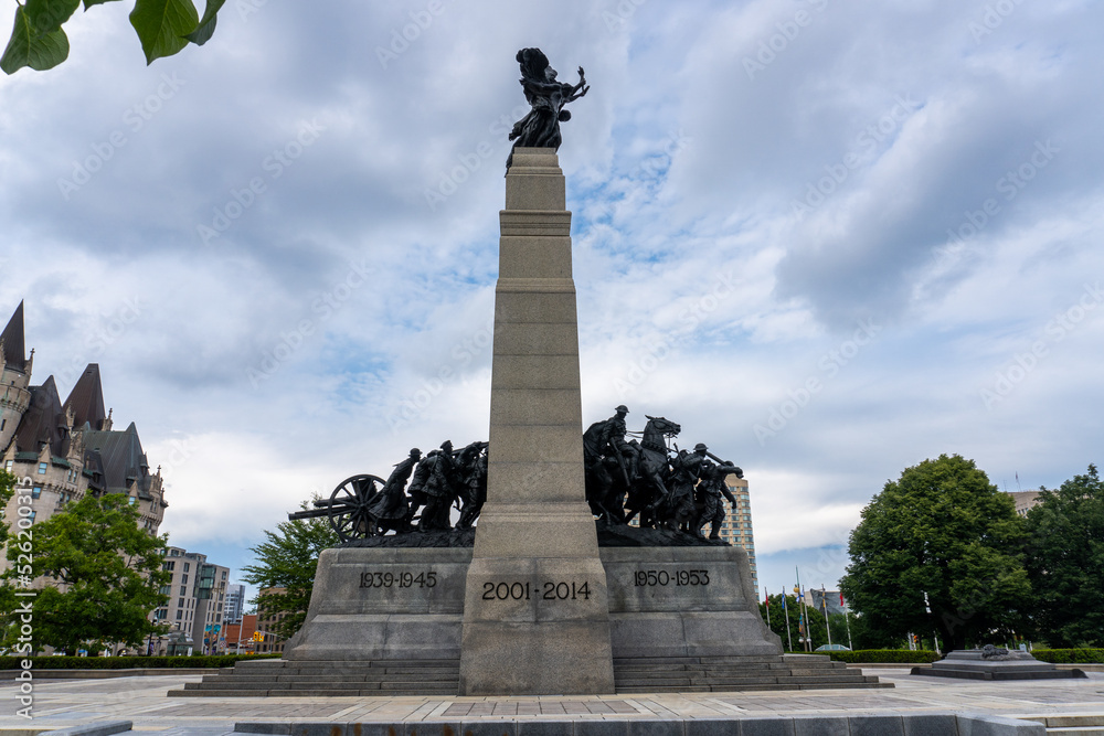 Ottawa, Canada: National War Memorial (Monument commémoratif de guerre ...