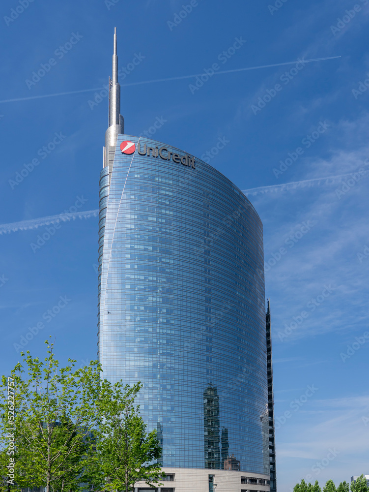 Milano, Italy. The iconic Unicredit tower at Gae Aulenti square ...
