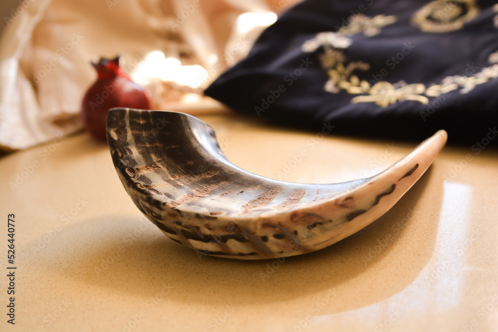shofar (horn) isolated with rosh hashanah (jewish holiday) concept ...