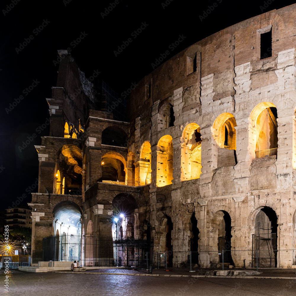 Le Colisée - Colosseo Stock Photo | Adobe Stock