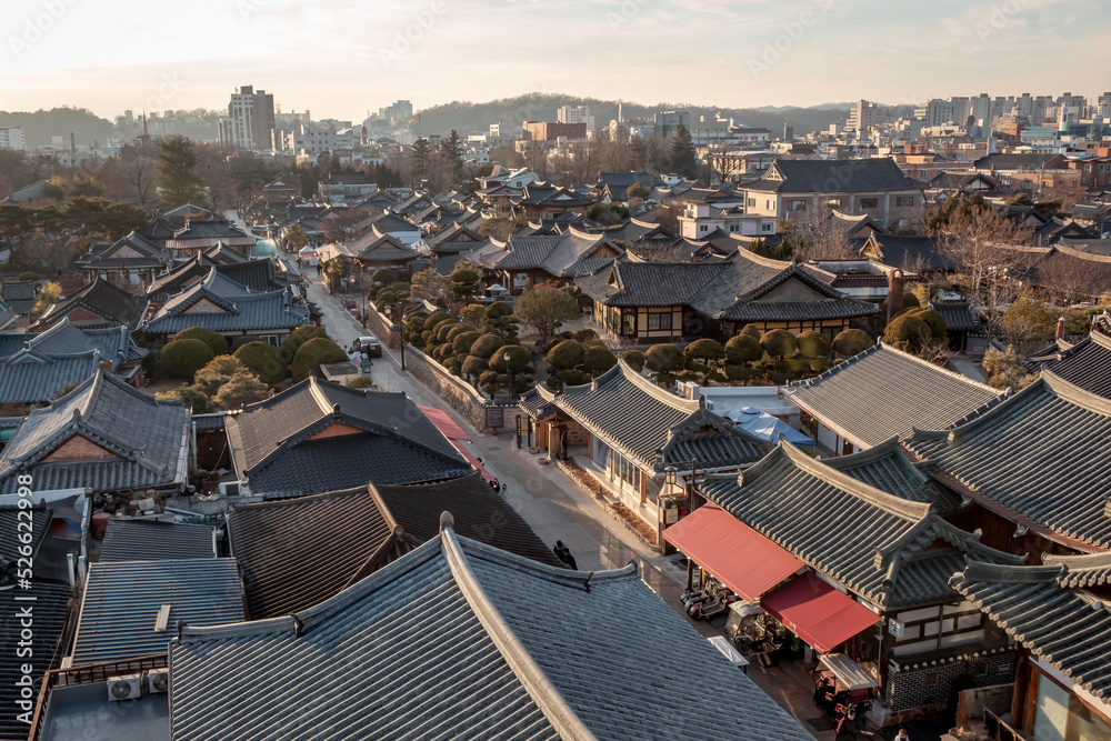 Rooftop city view of the traditional Korean hanok village in Jeonju ...