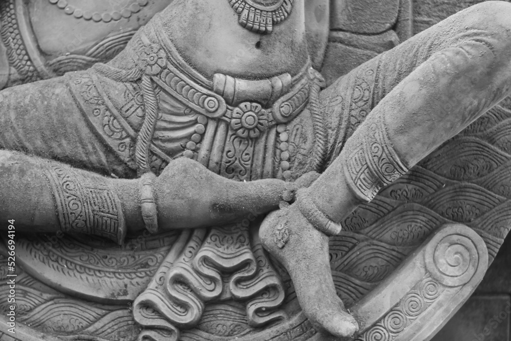 Stone carvings of angels, Apsara, a lady in ancient Khmer art and ...