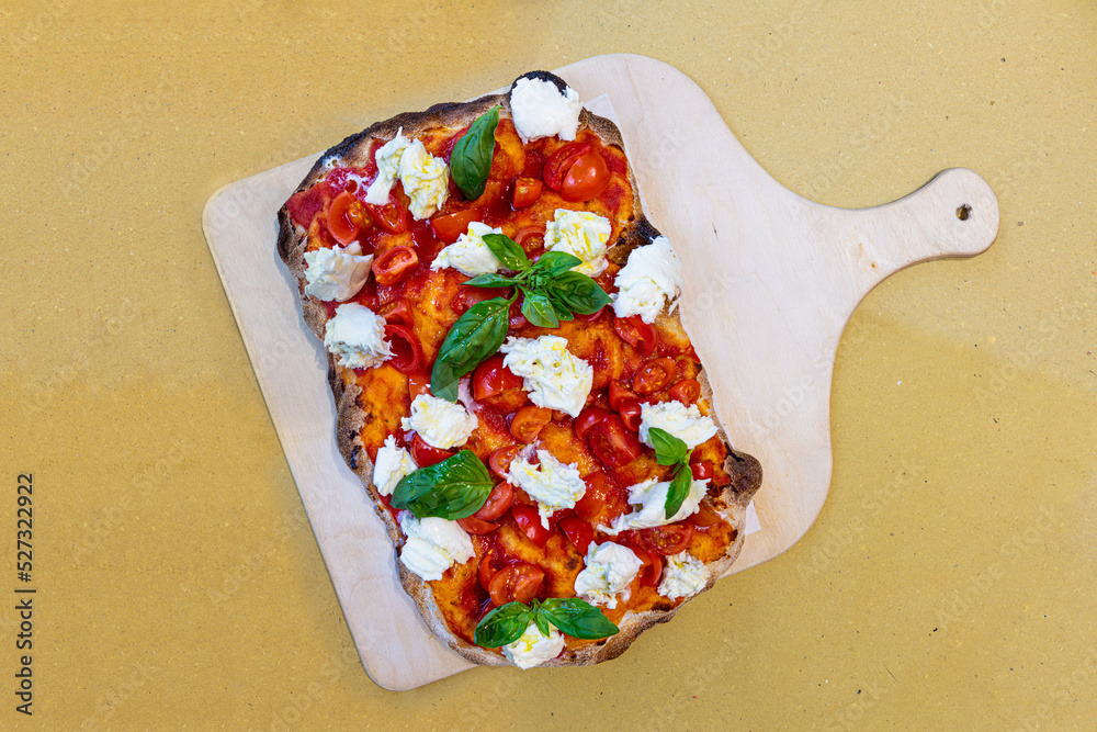 pinsa, pizza, pinse, pomodori, basilico, pomodori pachino, Pachino ...