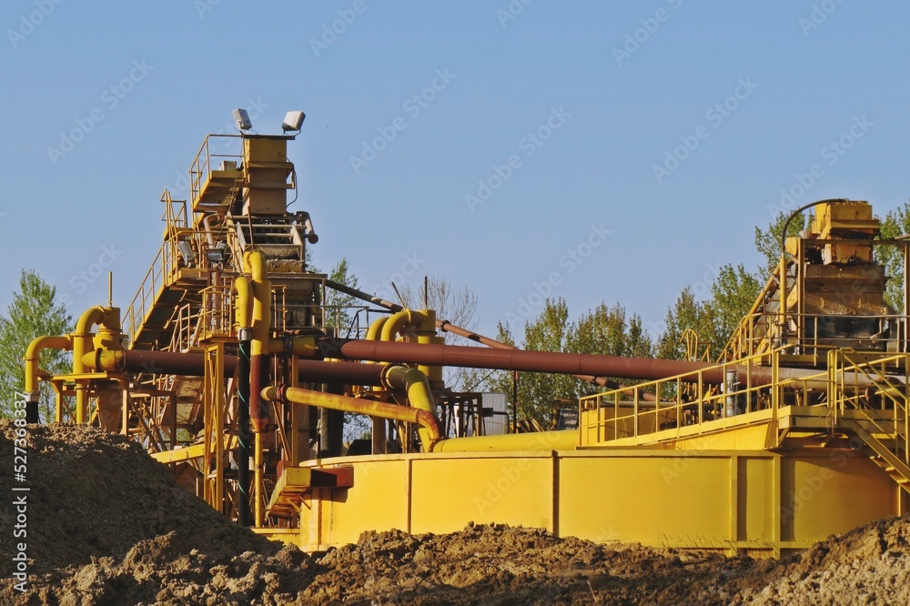 Poster Instalaciones en una gravera para la elaboración de hormigón ...