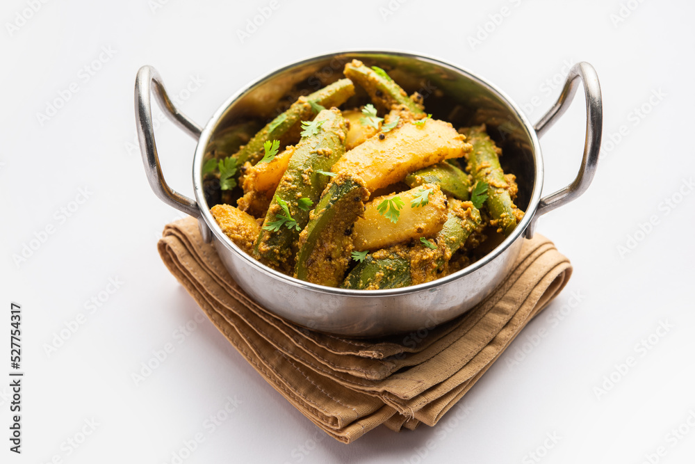 Aloo Potol or Dalna Recipe is a traditional sabzi from bengal made with ...
