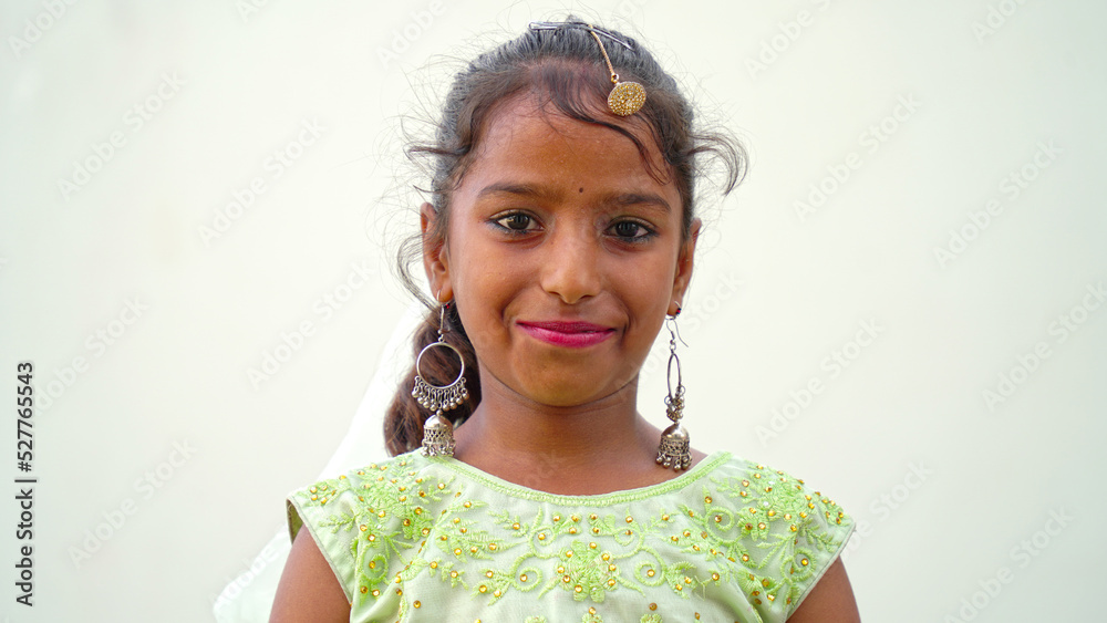 Beautiful Indian girl in traditional chaniya choli for navratri ...