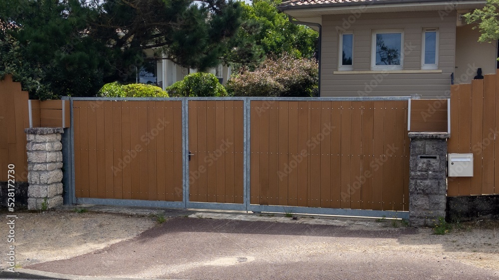 Wooden steel gate fencing facade modern new home style wood street view ...
