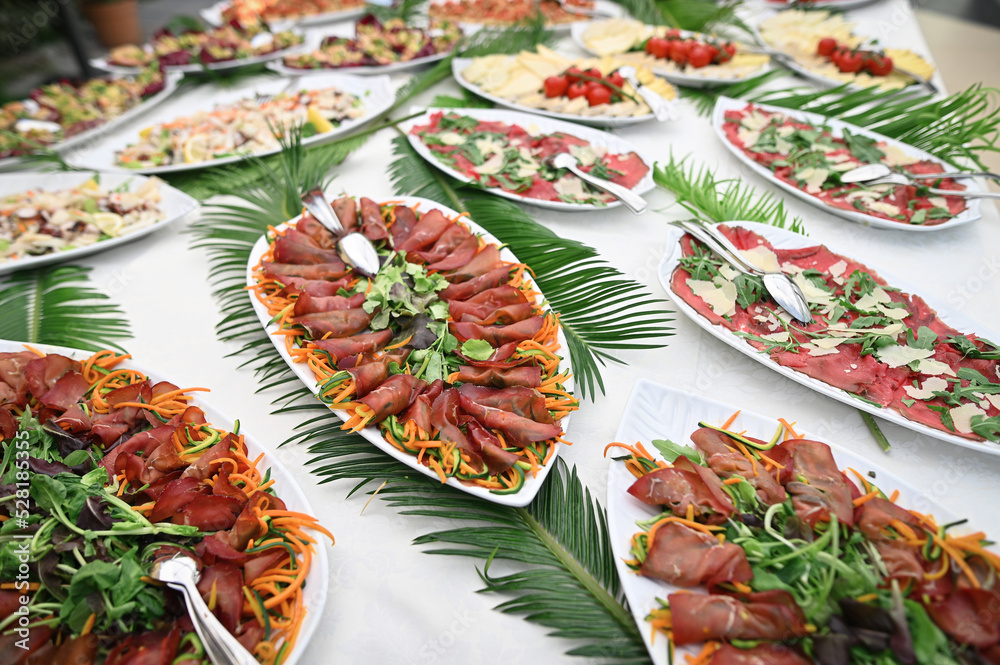 Foto de Brunch with Family in Restaurant. Tasty colorful and delicious ...