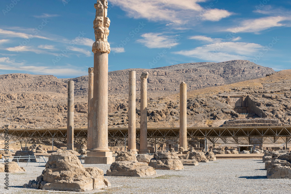 Sunrise in Persepolis, capital of the ancient Achaemenid kingdom ...