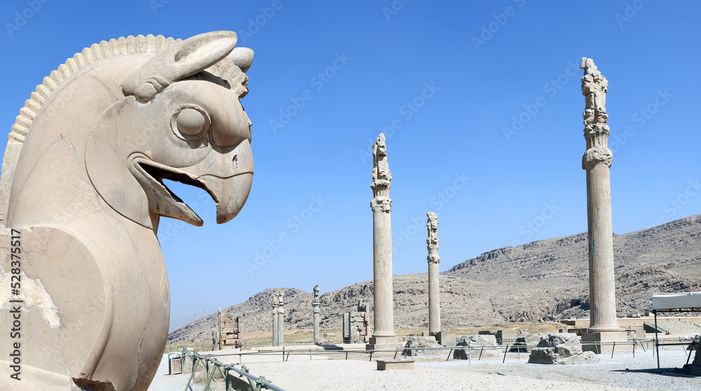 Sculpture of griffin and Columns of Apadana Palace, Persepolis, Iran ...