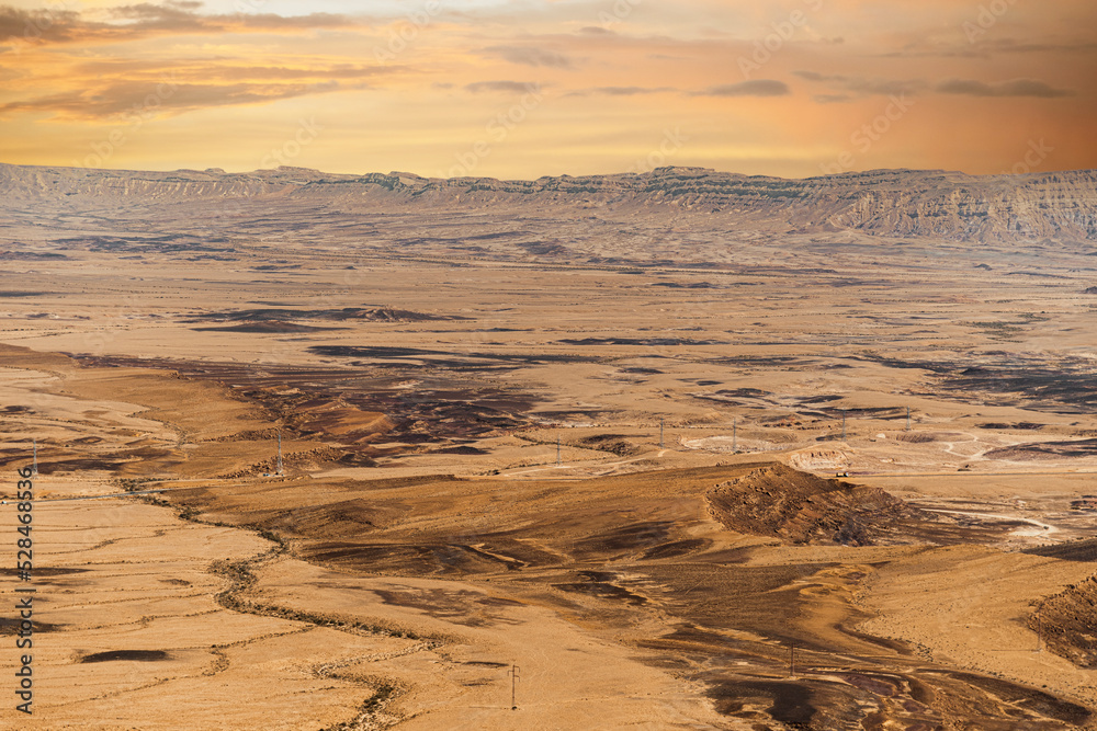 Ramon Crater Makhtesh Ramon, the largest in the world, as seen from the ...