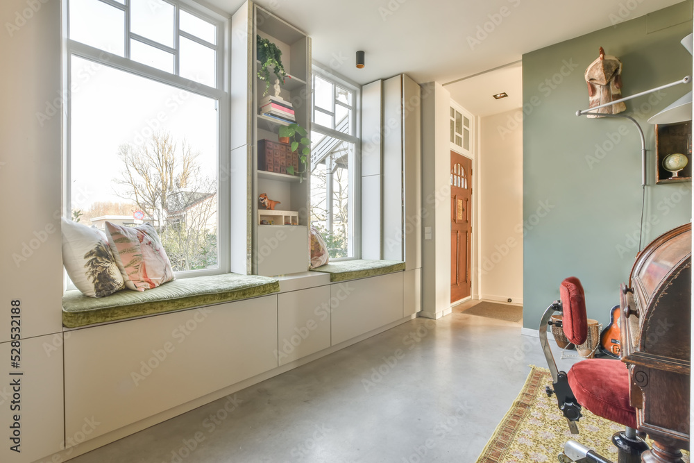 Passage Way In Modern House foto de Stock | Adobe Stock