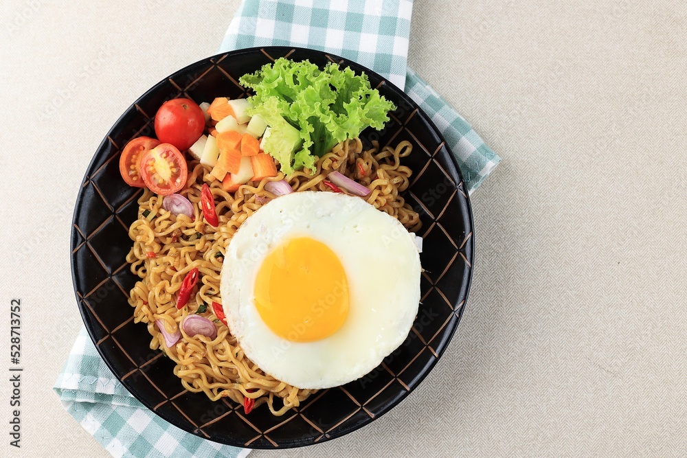 Photo Fried Noodle Indomie Goreng, Ika Rahma | Posters, tableaux et ...