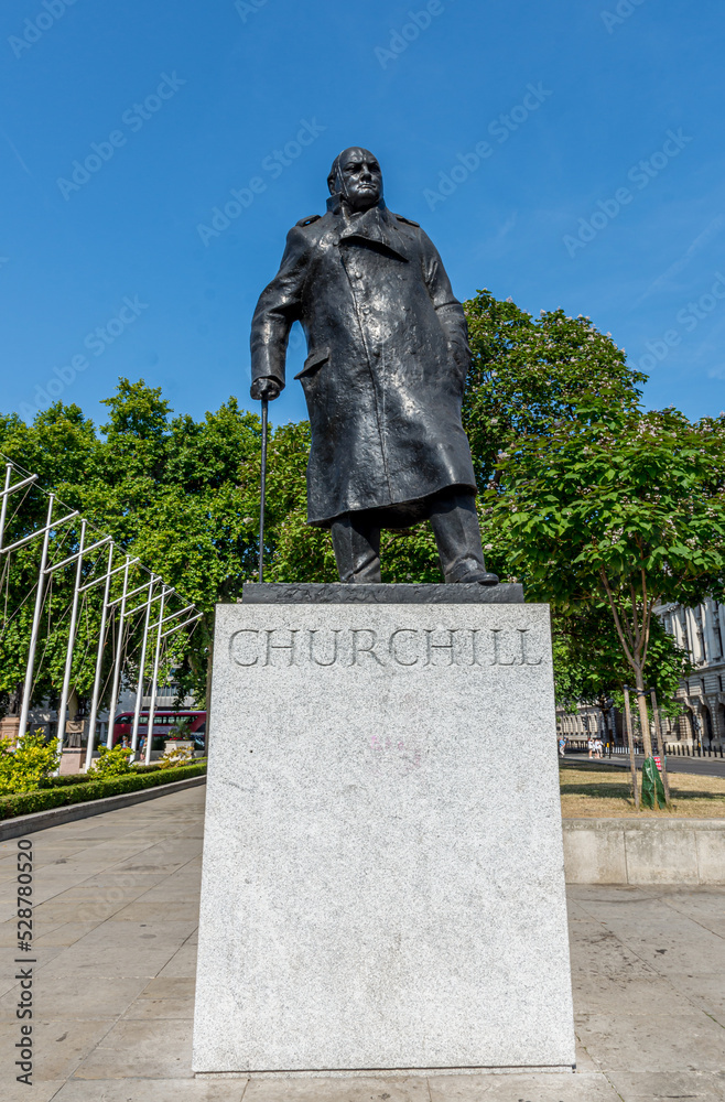 Winston Churchill Statue in Parliament Square in London Stock Photo ...