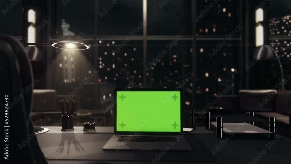 Laptop Computer with Green Screen Chroma Key Display on top of ...
