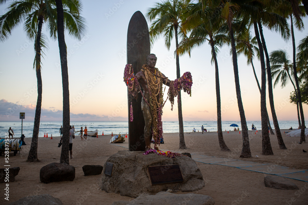 Duke Paoa Kahanamoku Statue Waikiki beach Hawaii Stock Photo | Adobe Stock