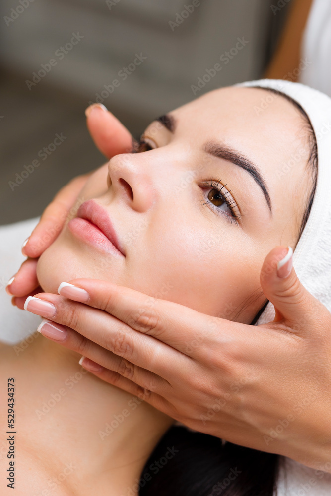 Professional Anti Aging Facial Massage Action Relaxing Facial