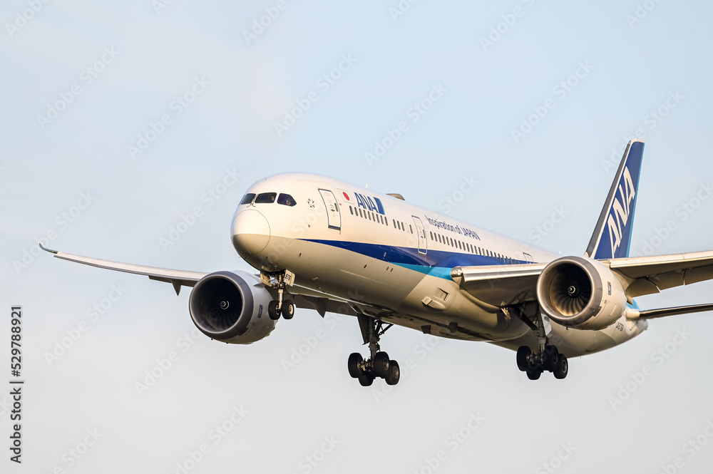 aeroport avion aviation vol fly plane pilote compagnie aerienne survol ...