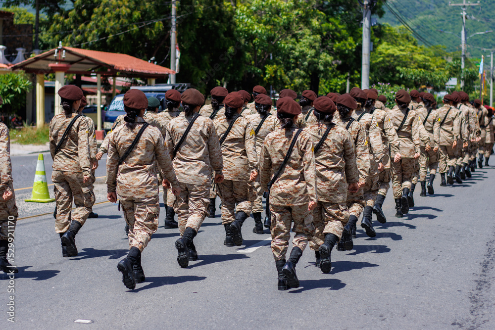 Militares de Guatemala, uniformes militares guatemaltecos, soldados de ...
