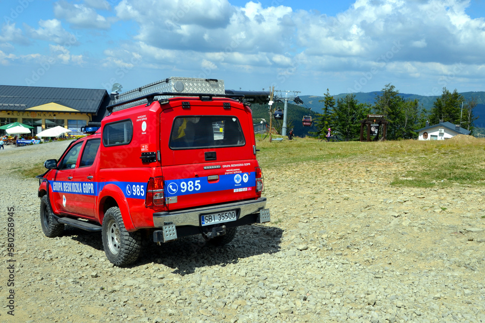Mountain Volunteer Search and Rescue red car. Rescue organisation which ...
