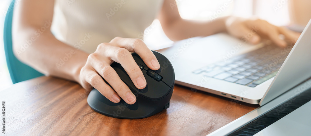 woman hand using computer ergonomic mouse, prevention wrist pain ...