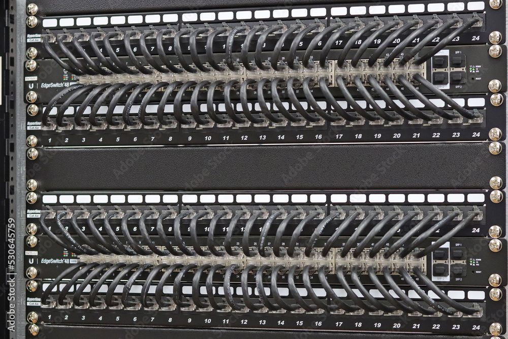 Connecting an Ethernet switch using patch cords with RJ45 connectors ...