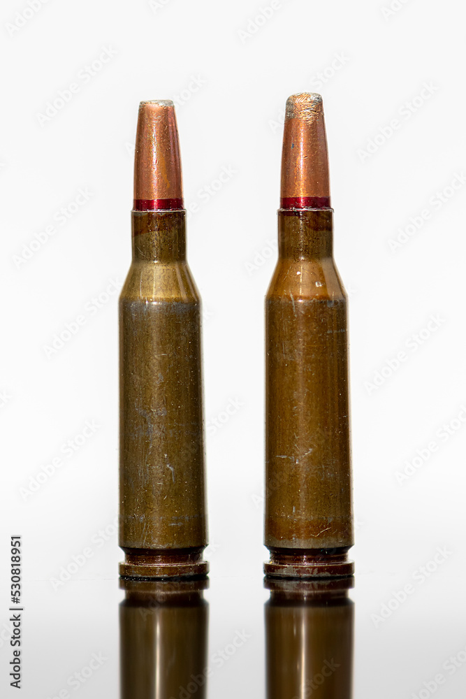 Automatic cartridges with bullets with an offset center, caliber 5.45 ...