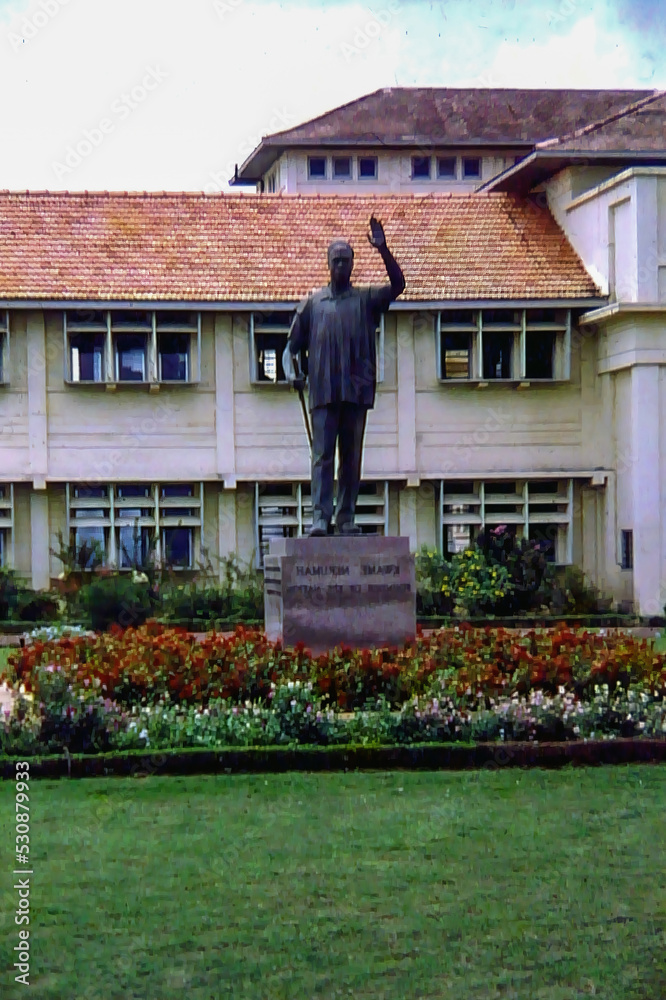 The statue of President Kwame Nkrumah in front of Parliament House in ...