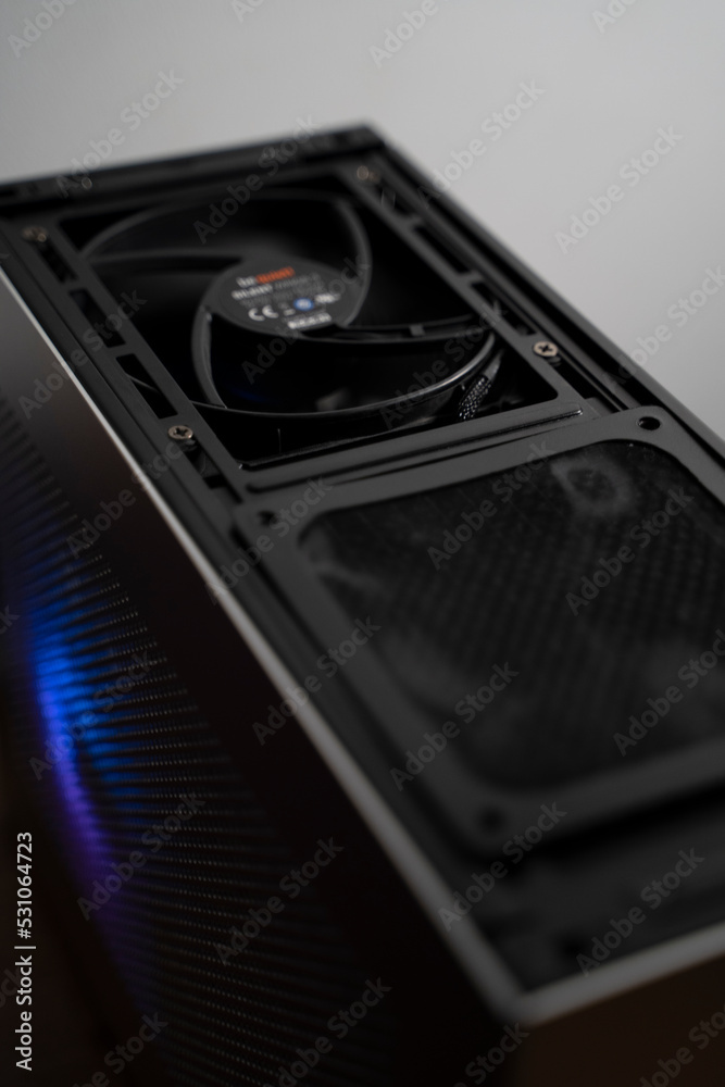 KL, MALAYSIA - Sept 9th, 2022 : A compact 11-litre ITX PC build by LIAN ...
