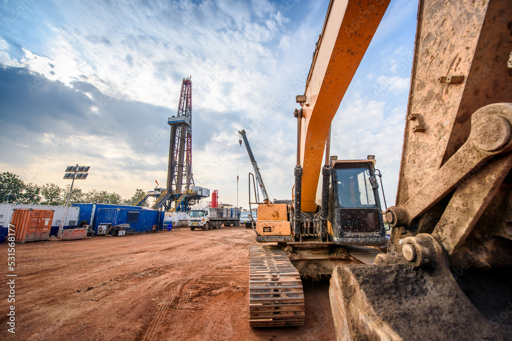 Oil and Gas Drilling Rig. Oil drilling rig operation on the oil ...