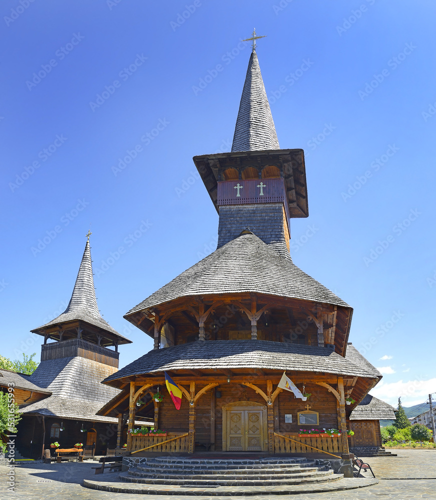 Foto de Baia Sprie, Maramures, Romania - The wooden church of the Holy ...