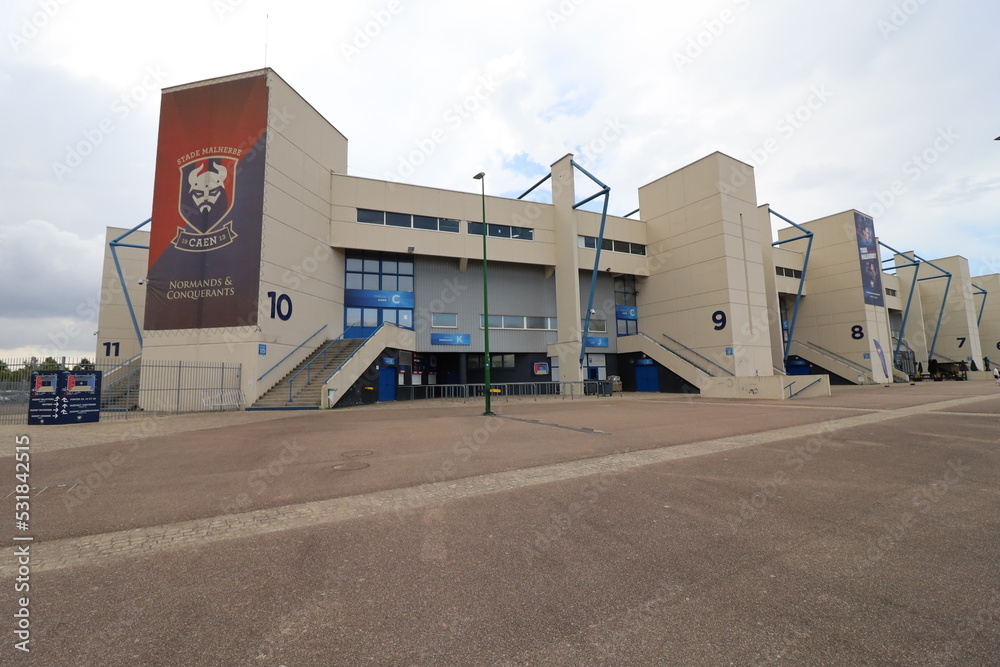 Le stade Malherbe, stade de football, vue de l'extérieur, ville de Caen ...