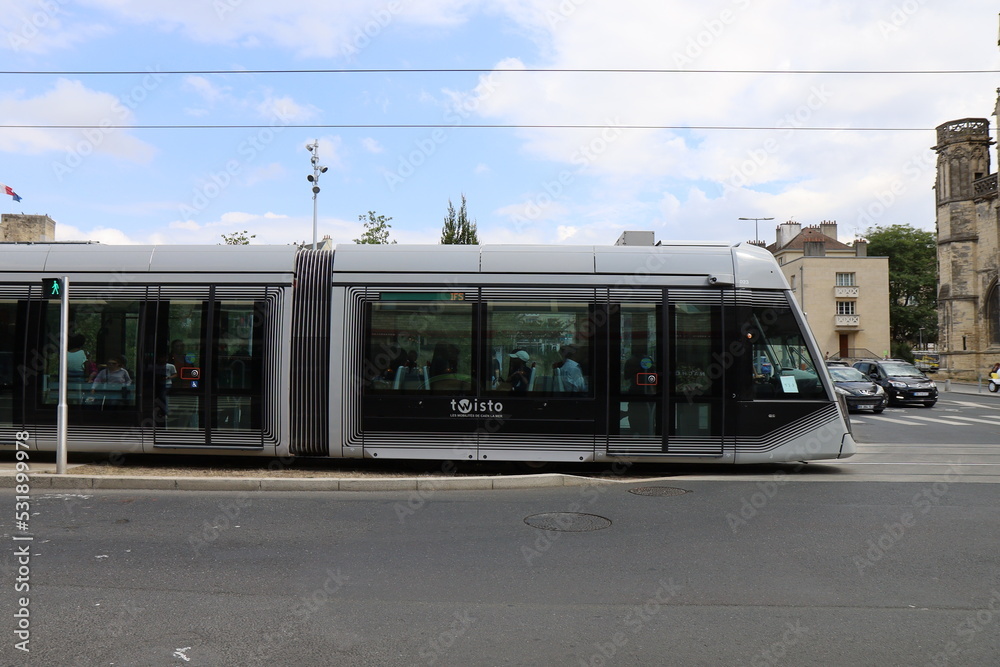 Le tramway, transports en commun, ville de Caen, département du ...