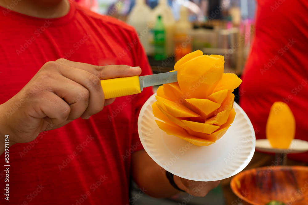How To Cut A Mango On A Stick