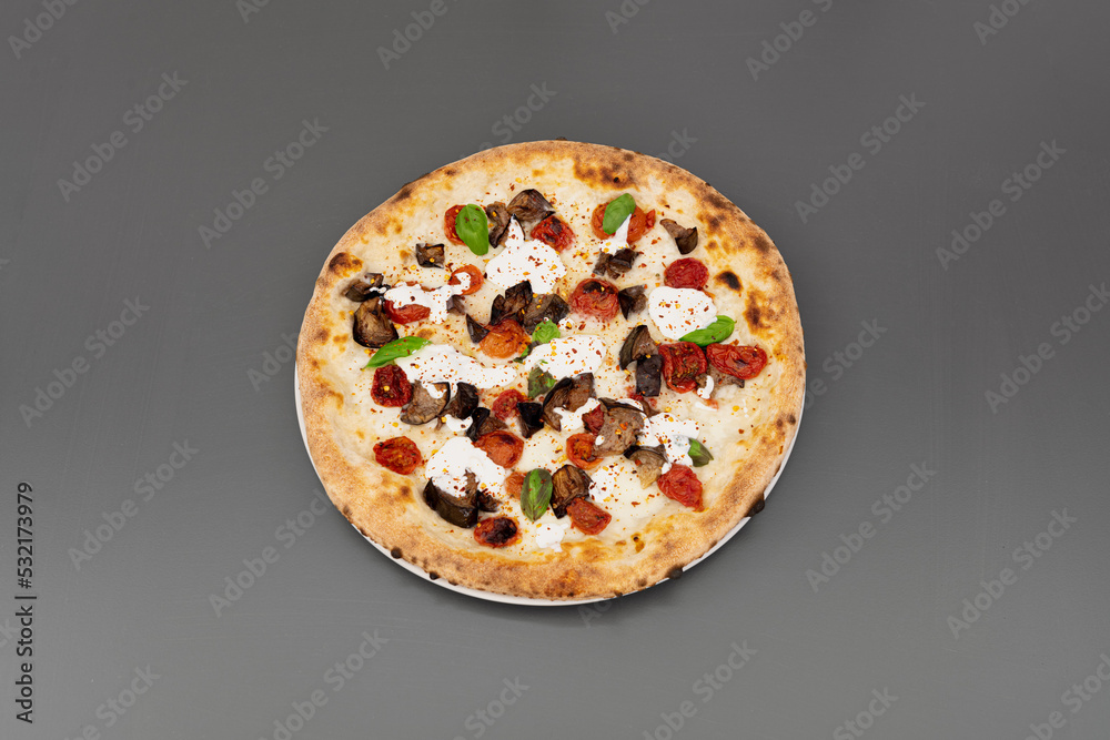 PIZZA, rossa, Mozzarella, melanzane fritte, MELANZANE, pomodori secchi ...