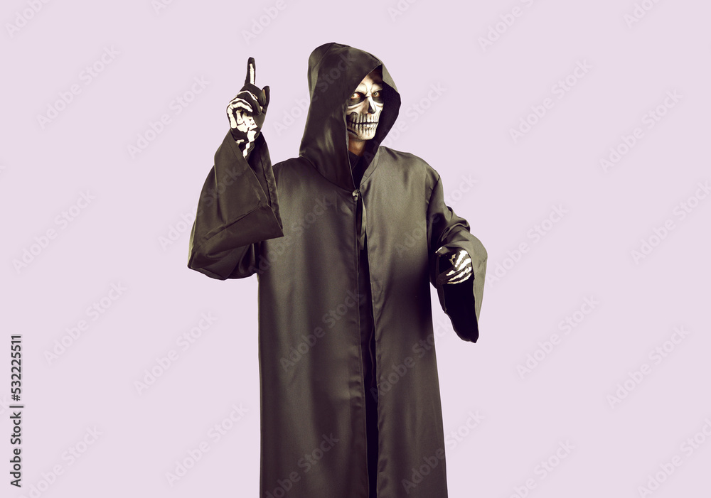 Man in image of angel of death shows finger up with idea for Halloween ...